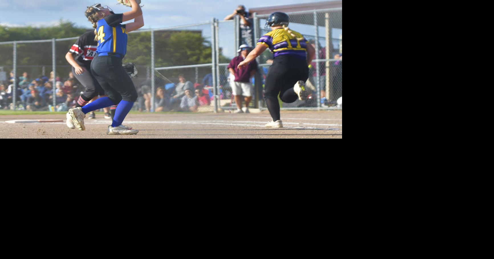 Abby Knight makes up for error with 4 hits to help Intercity down Area ...