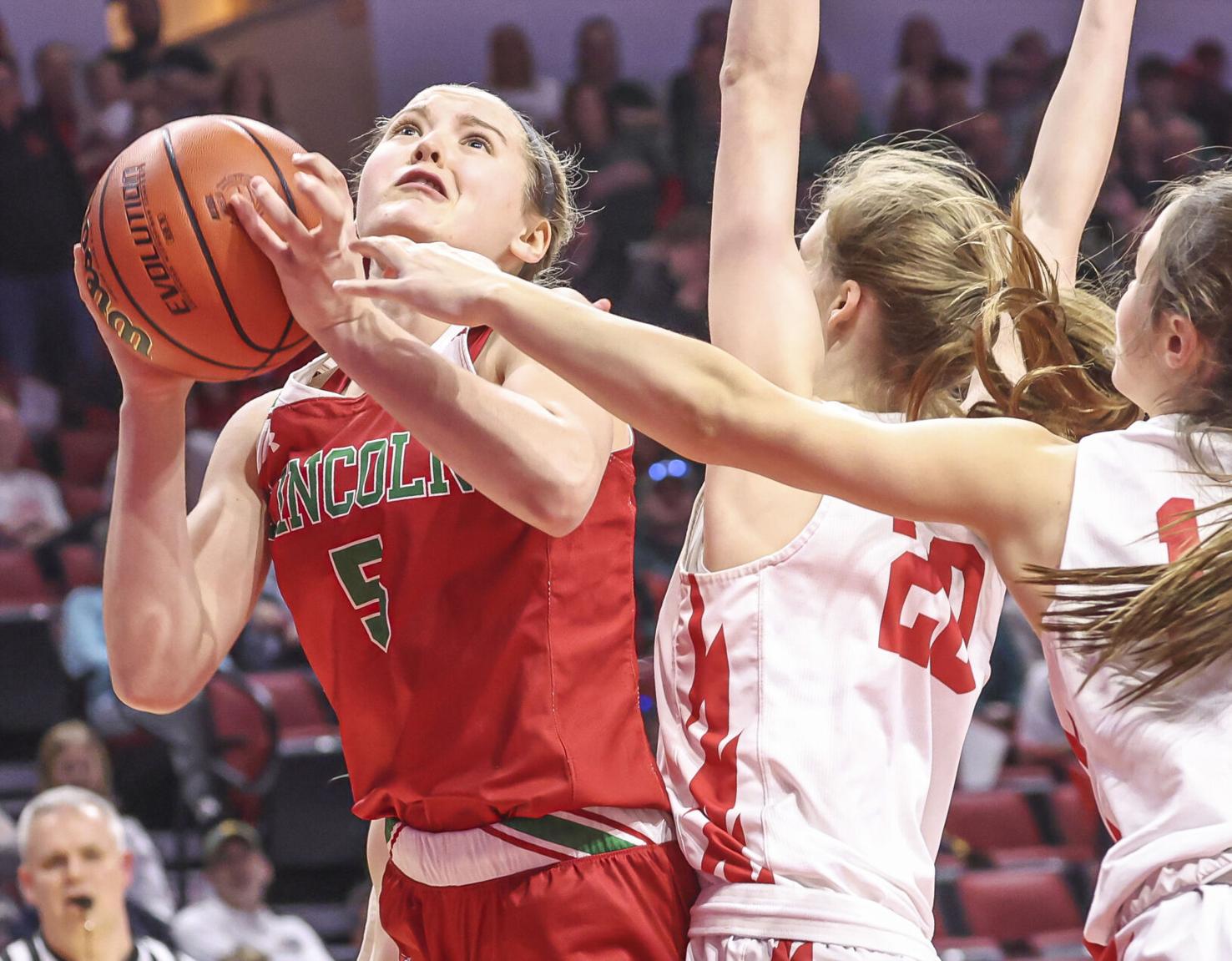 Lincoln's Kloe Froebe Illinois MaxPreps Player of the Year