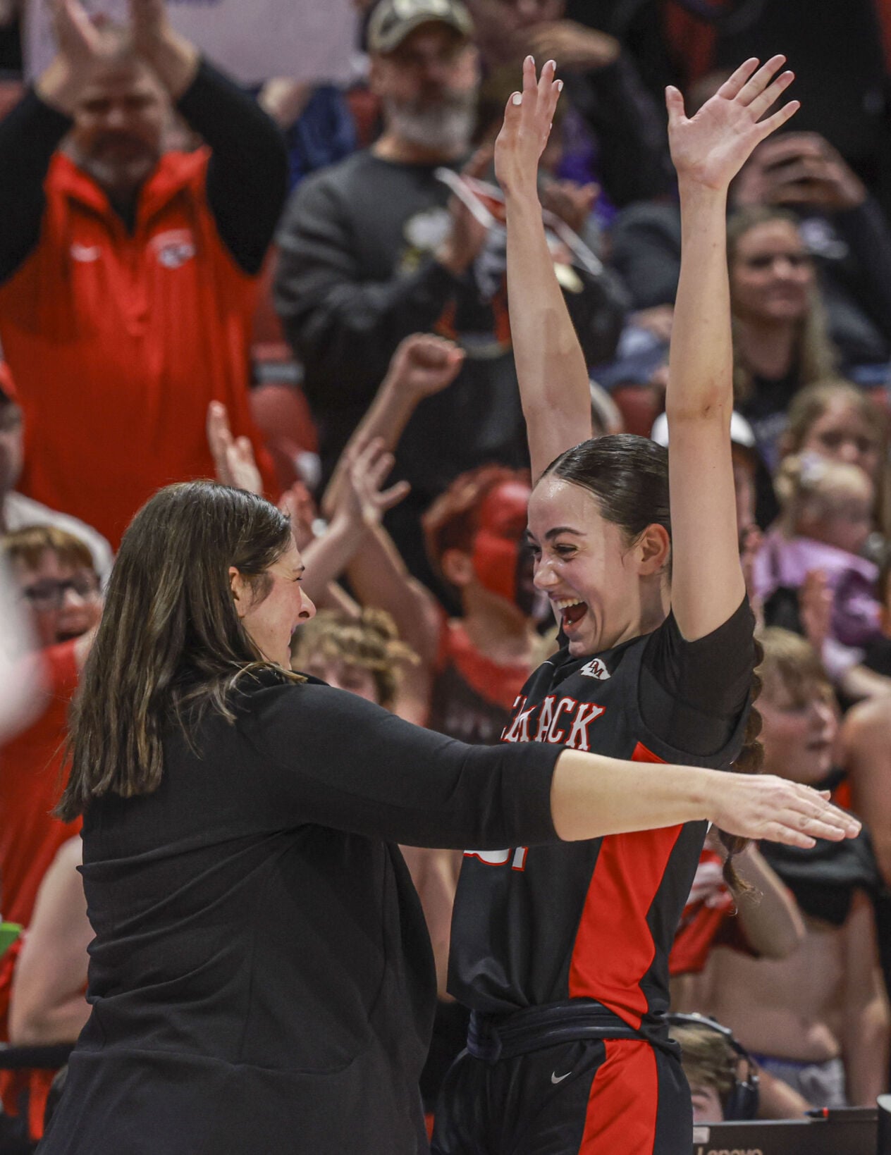 Photos: Deer Creek-Mackinaw tops Mt. Pulaski, wins Class 1A State Title