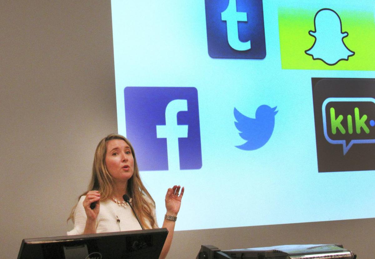 Researcher: Technology is sabotaging relationships