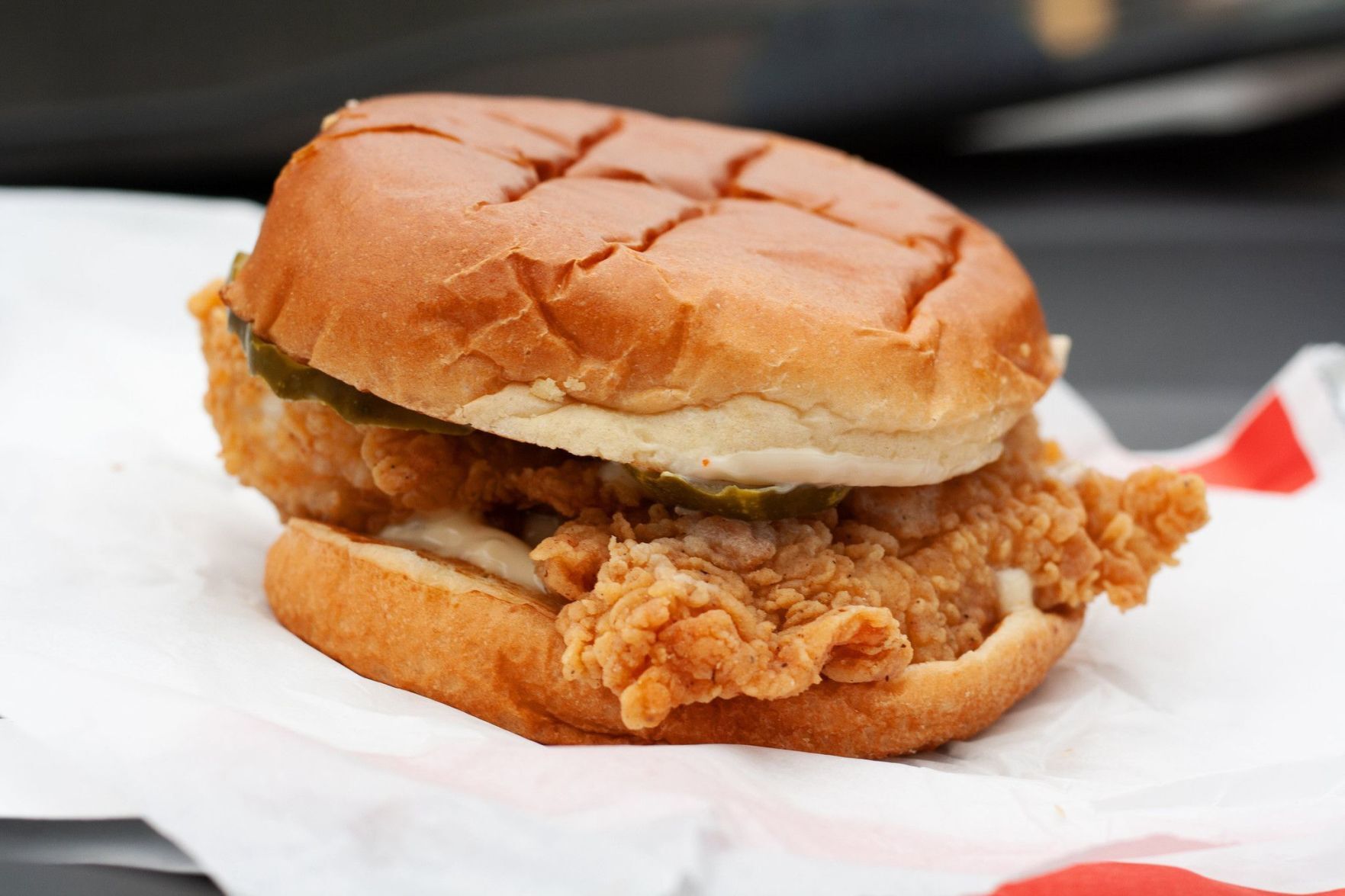 KFC s New Fried Chicken Sandwich Is Bigger Crunchier And Much Better KFC s New Fried Chicken Sandwich Is Bigger Crunchier And Much Better