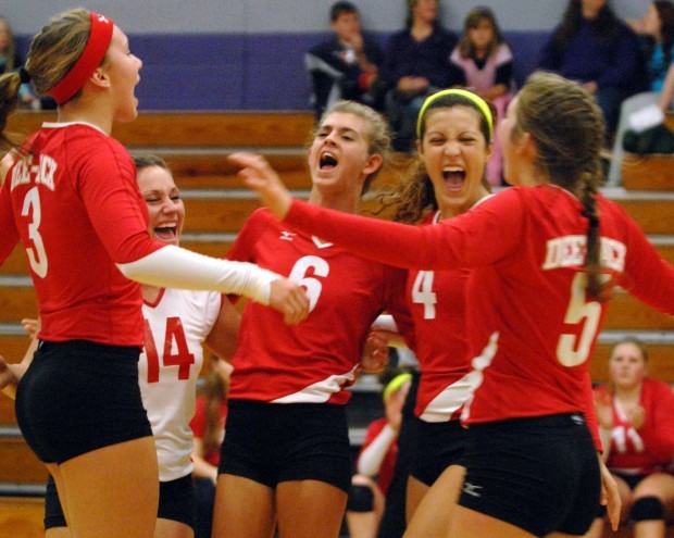 State tourney next target for Deer Creek-Mackinaw volleyball