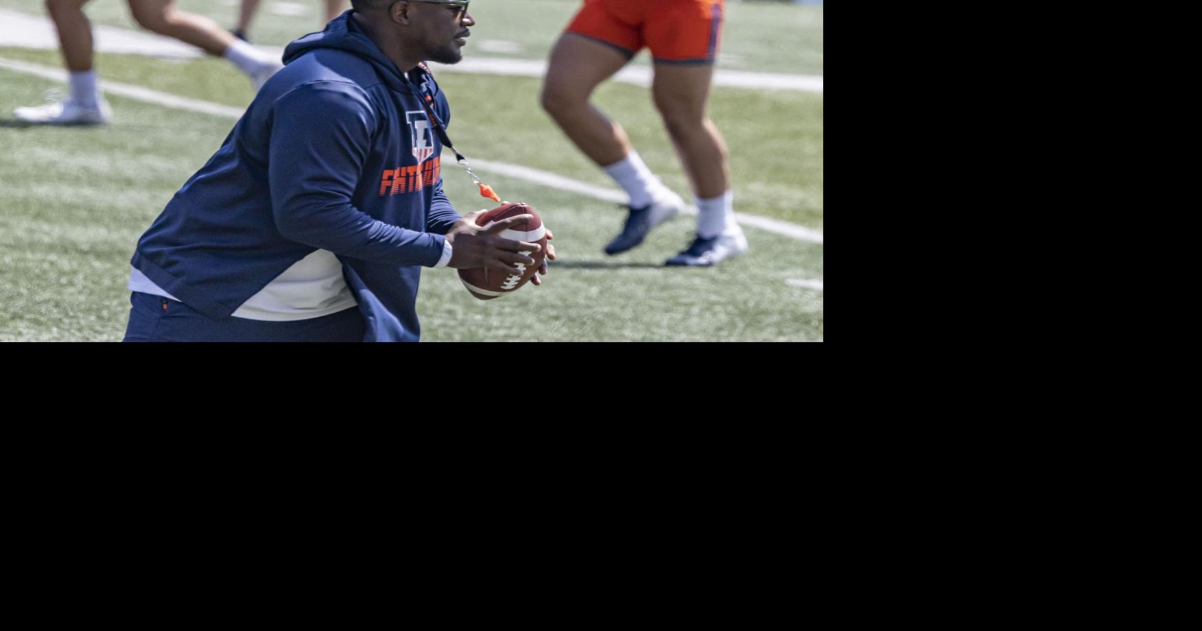 Aaron Henry promoted to be Illinois football's defensive coordinator