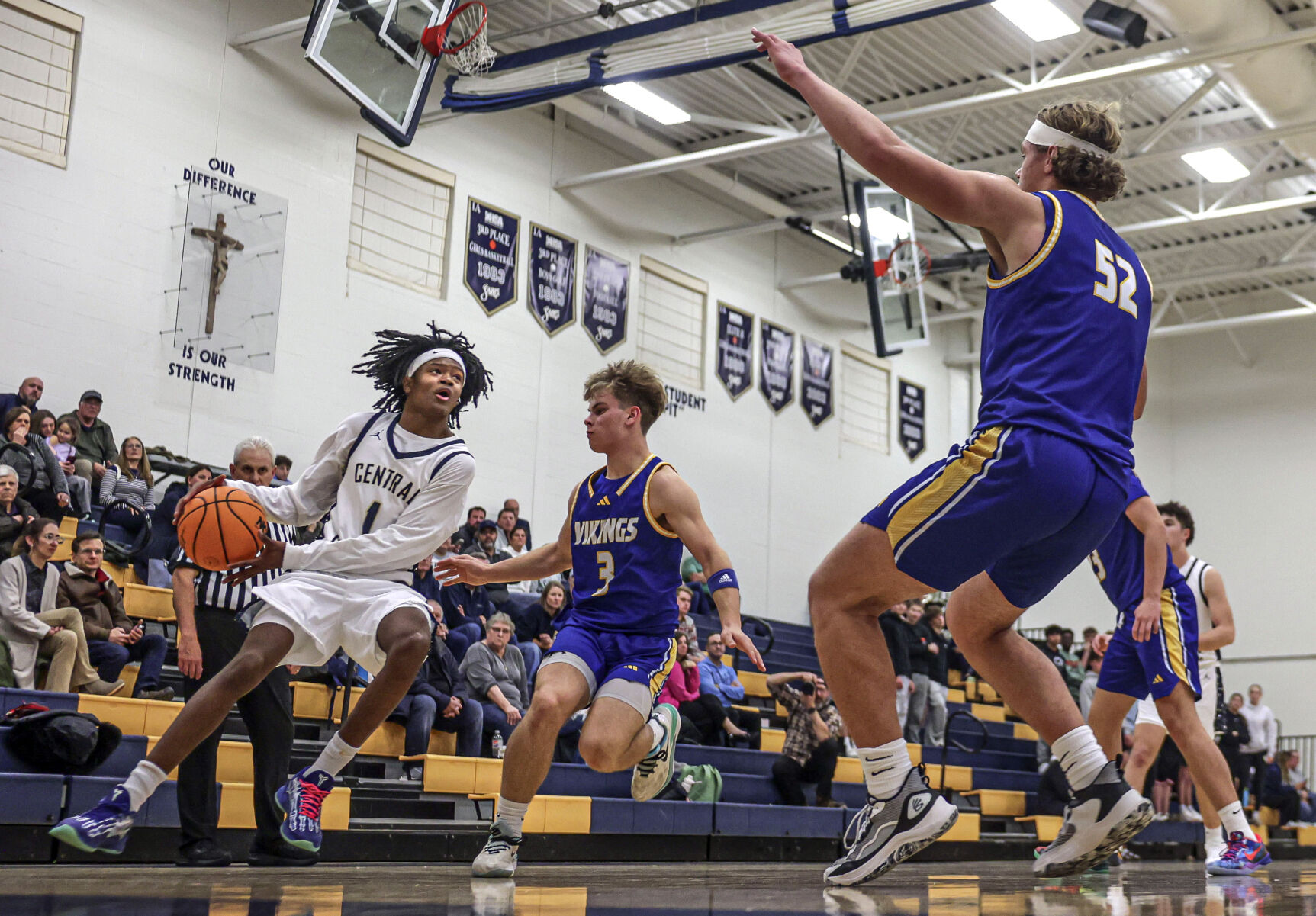 Check out who emerged victorious from a tight Central Catholic-Tri ...