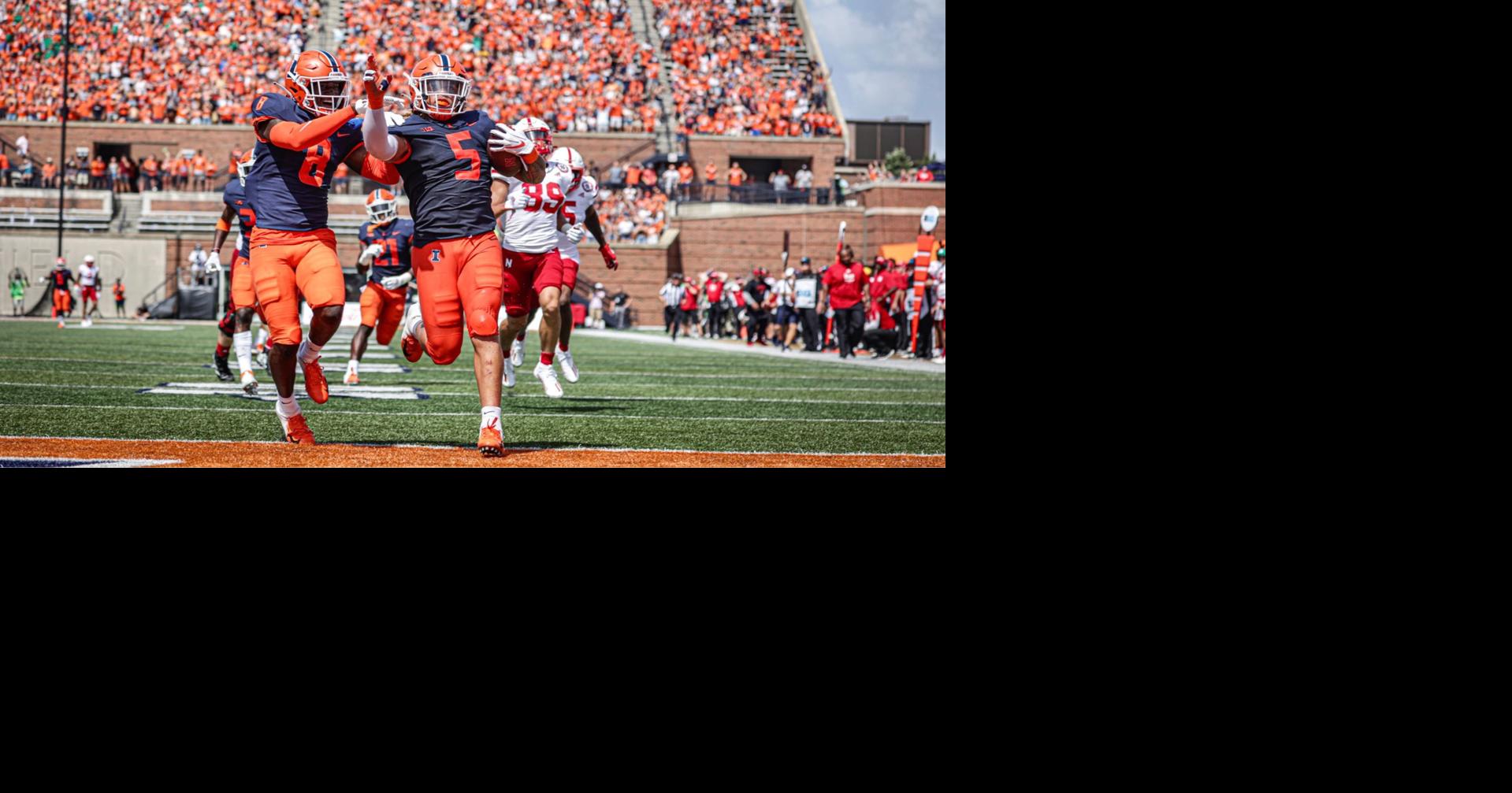 Illinois' Calvin Hart Jr. out for season; Artur Sitkowski named starter