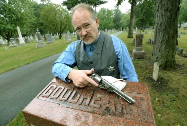 1870s sheriff, circus team among Discovery Walk portrayals