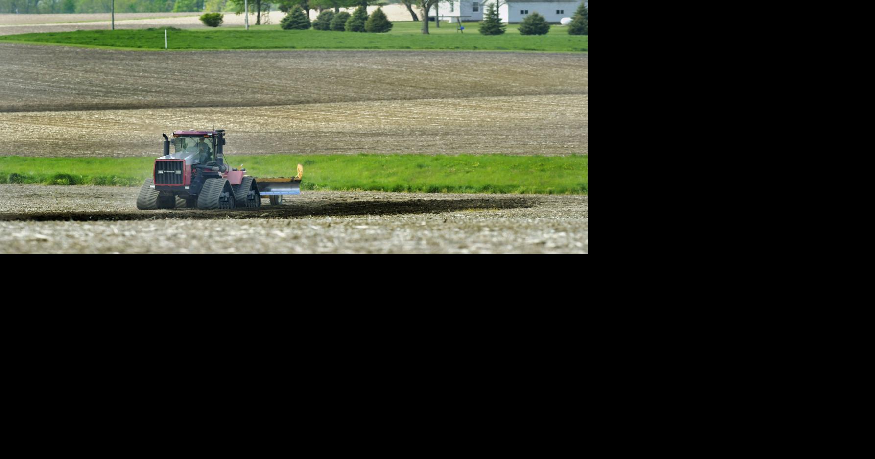 McLean County eyeing to remove size limit from farm regulation