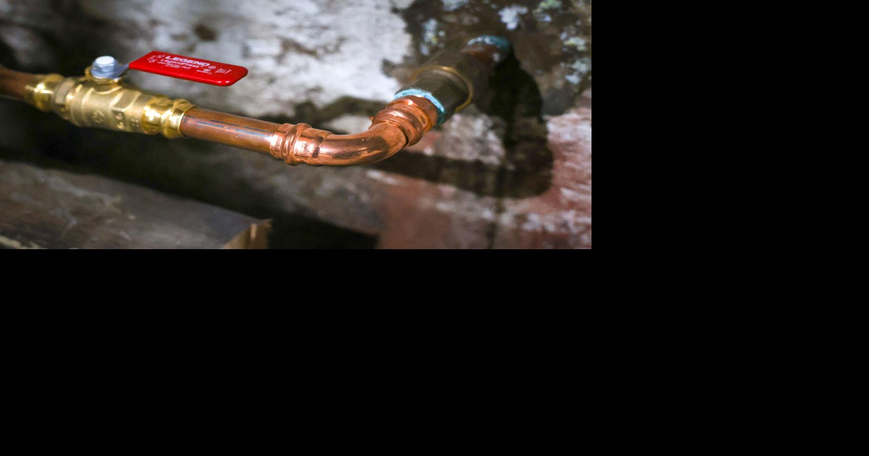 Some Illinois cities look to get ahead of lead pipe mandate