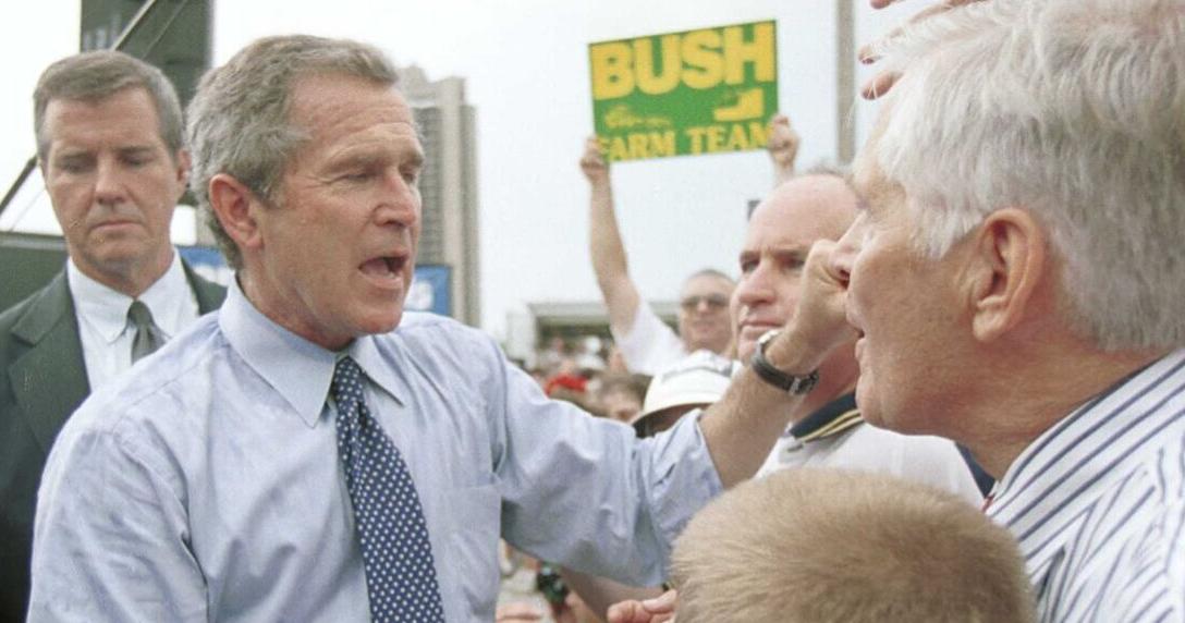 25 years ago: Bush, Cheney make campaign stop in Normal