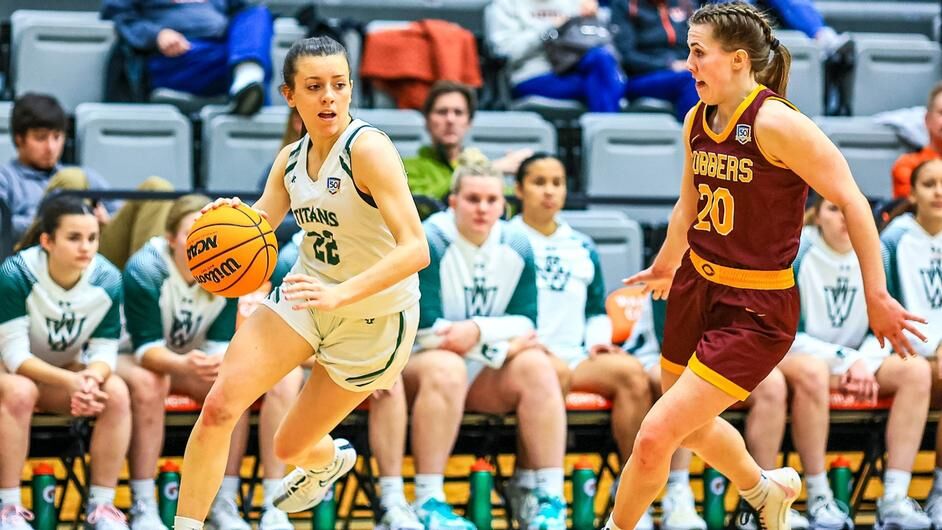 Illinois Wesleyan women open NCAA Tournament with victory