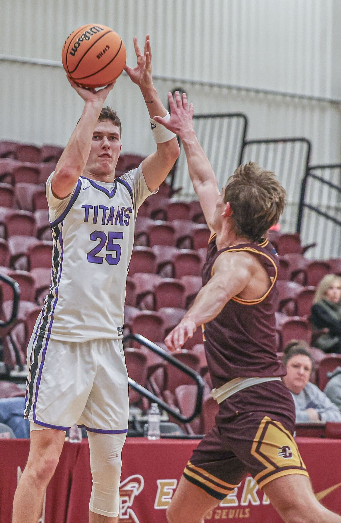 ISU AI expert at Vespasian Warner Public Library, Clinton