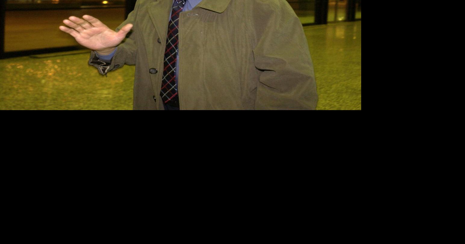 ‘This guy was scary’: Ex-Chicago cop, Outfit hitman Steve Mandell dies ...