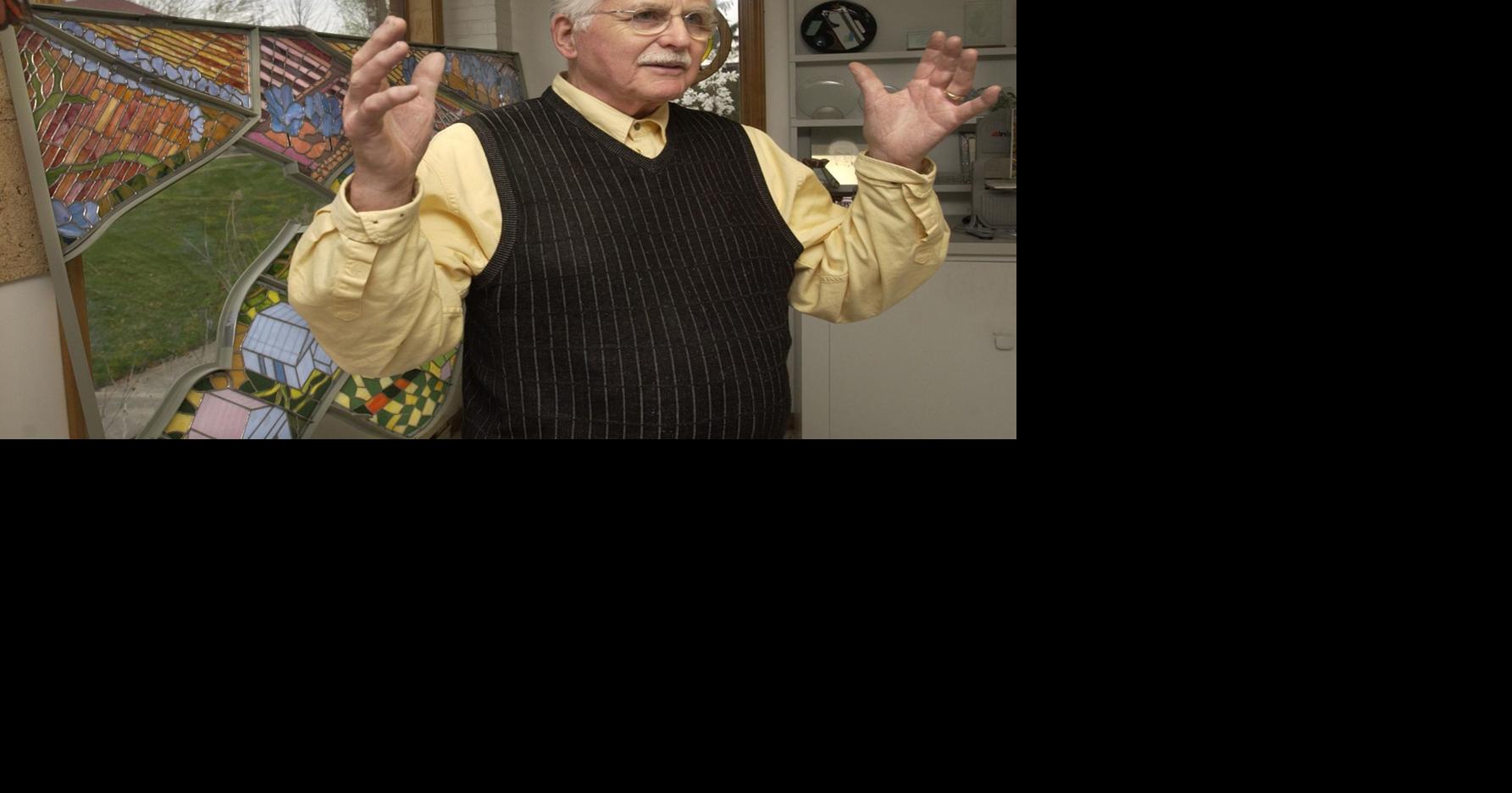 Photos: Landscape painter Harold Gregor through the years