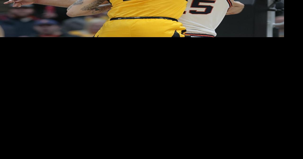 No. 16 Illinois falls to Missouri in Braggin' Rights game