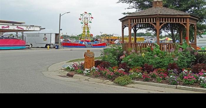 As new carnival rolls into Illinois State Fair, Miller's expectations ...