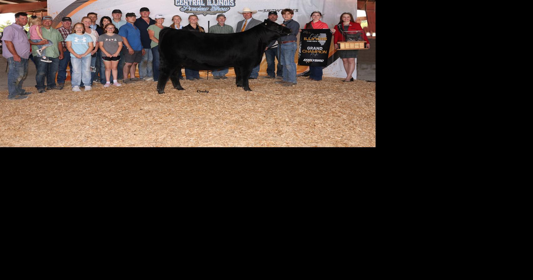McLean County youth place in Eastern Regional Junior Angus Show
