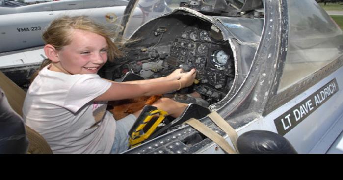 Prairie Aviation Museum open cockpit day 07/09/11