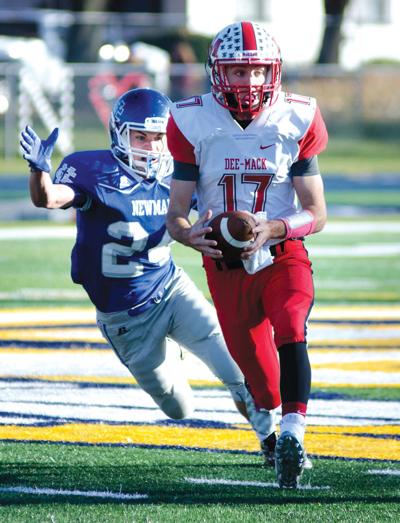 Dee-Mack sets sights on 1st state football title