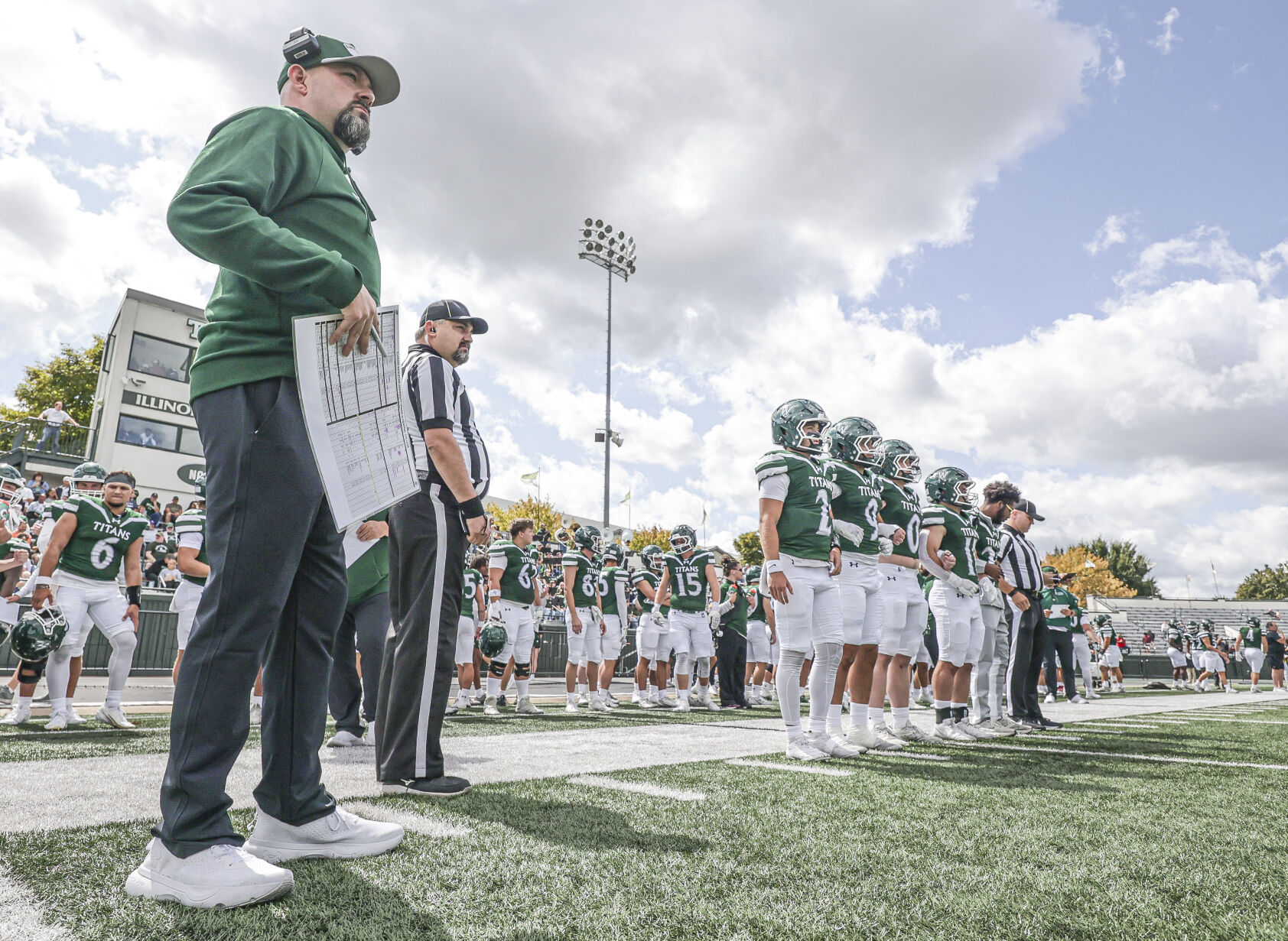 Jared Williamson, Illinois Wesleyan hunt first win