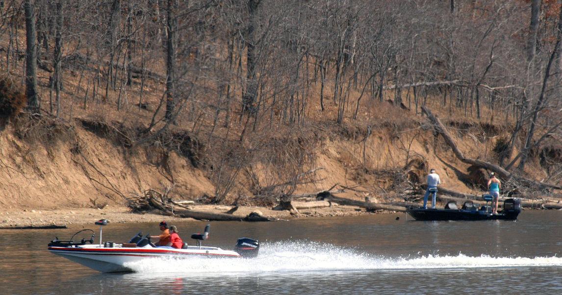 Clinton Lake, Weldon Springs accepting trapping applications