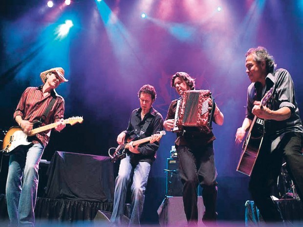 BoDeans set for delayed return to Bloomington