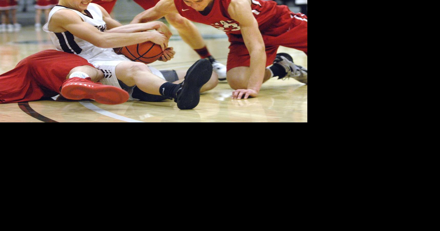 McLean County boys: Dee-Mack tips Tremont in OT; EPG advances