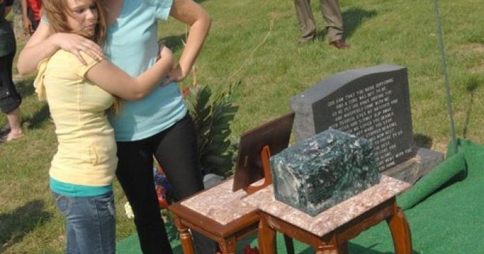 Services for Dillen Constant