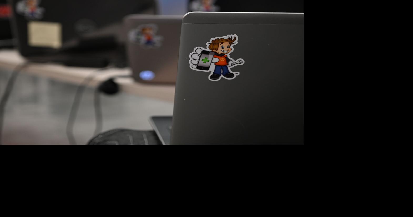 Normal Gadgets and Ballantinis seek laptops for Fiji school