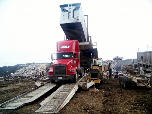 Open house gives up-close look at Livingston Landfill