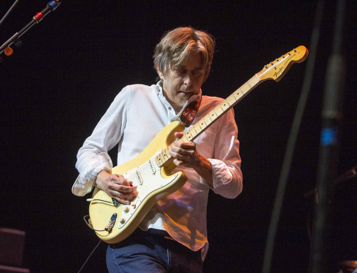 Eric's back with a few good friends