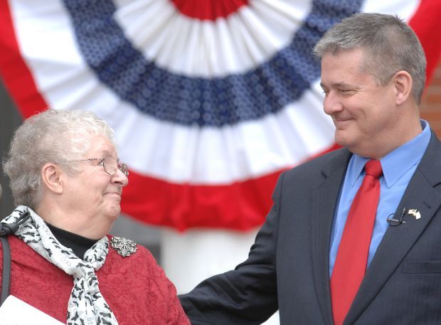 Rutherford announces gubernatorial bid at Pontiac event