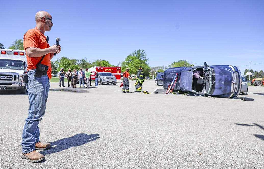 Mock car crash hits home for Flanagan-Cornell High School students