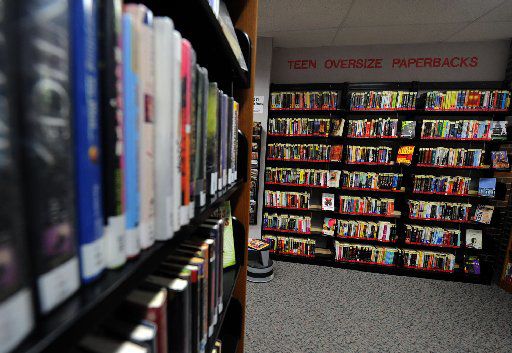 Normal library south of tracks favored option