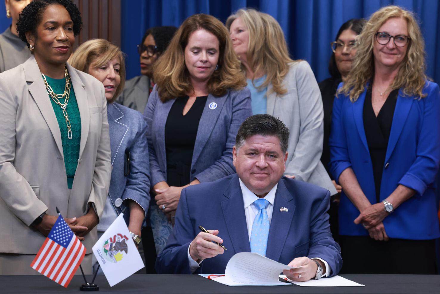 Newly signed Illinois gun laws cover firearm storage, ownership tracing