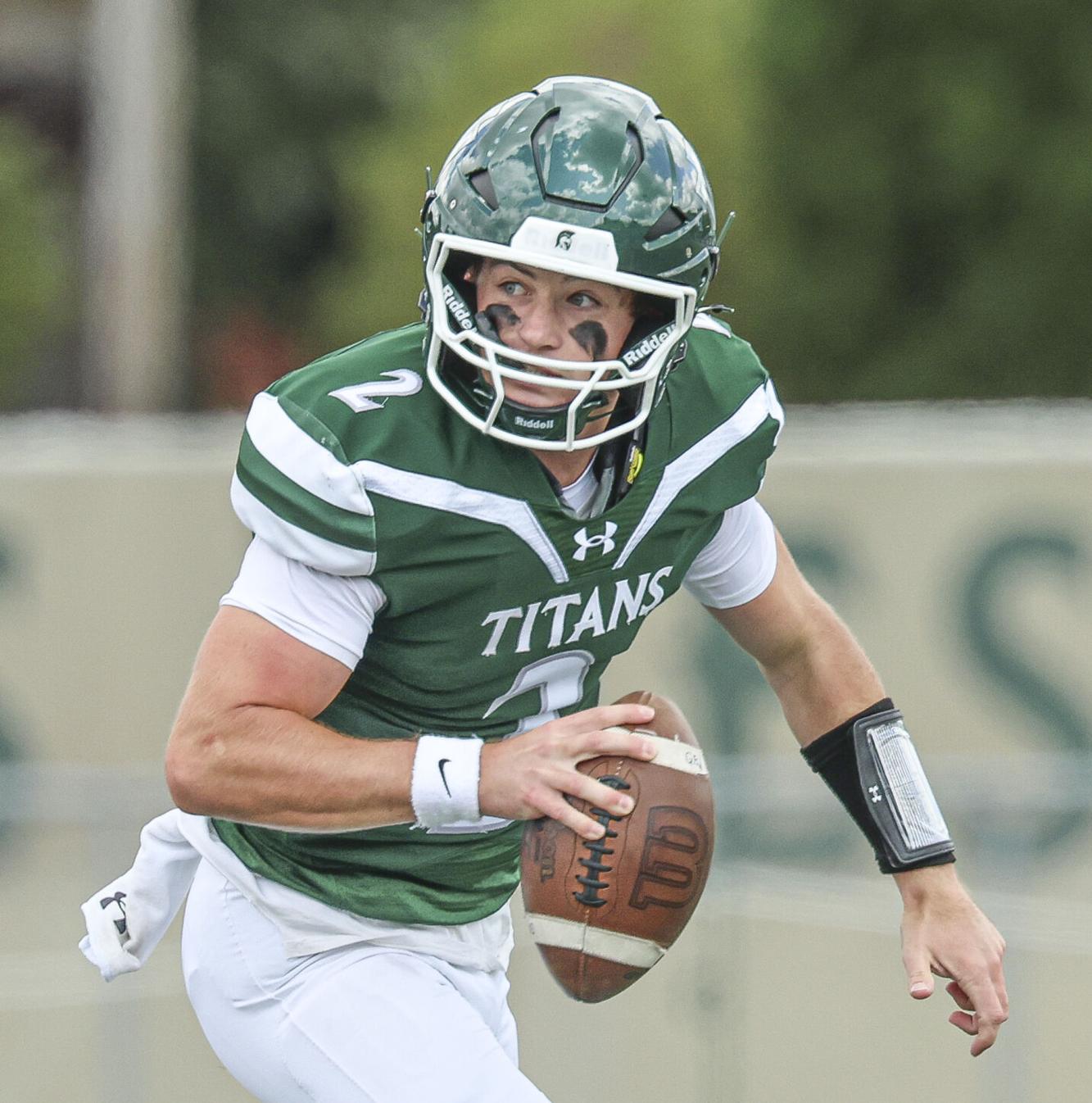 Jared Williamson, Illinois Wesleyan hunt first win