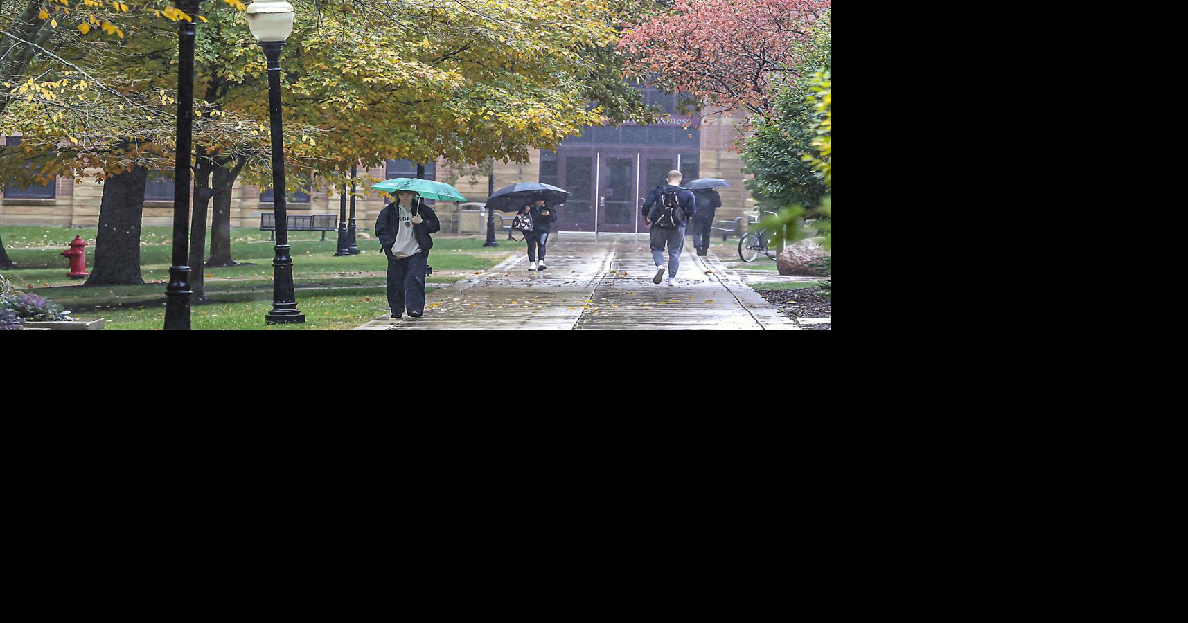 Flick Fact: Who gets more rain — B-N or Seattle, the rain capital?