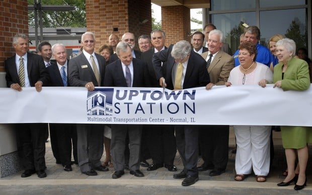 Hundreds tour the new Uptown Station Saturday