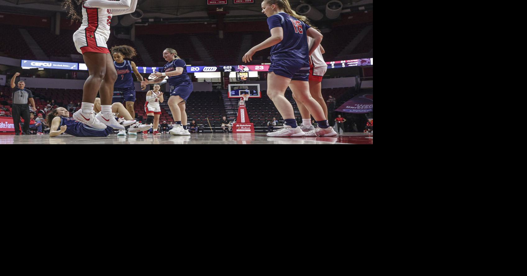 Washington helps Illinois State women reach win over Illinois-Chicago