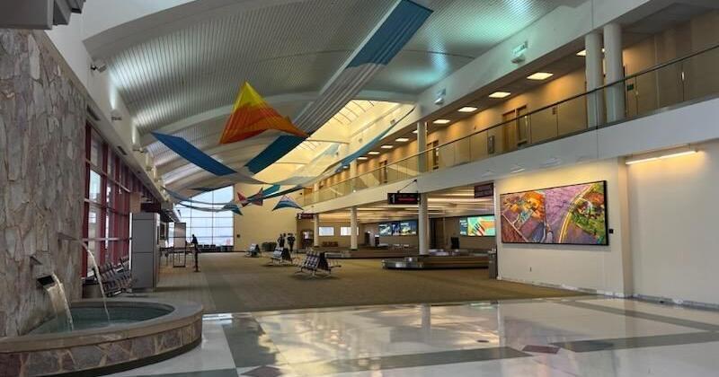 Bloomington-Normal Airport Authority receives $1.25M state grant