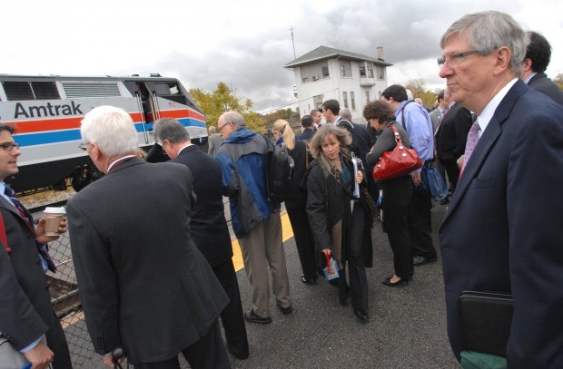 Quinn, Durbin, Mayor Koos on first high speed train in IL