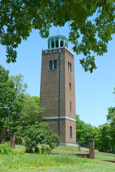 Flick Fact: What's that big bell tower next to Illinois Wesleyan ...