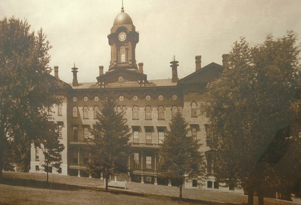 ISU's Old Main 'lives on' via professors' project