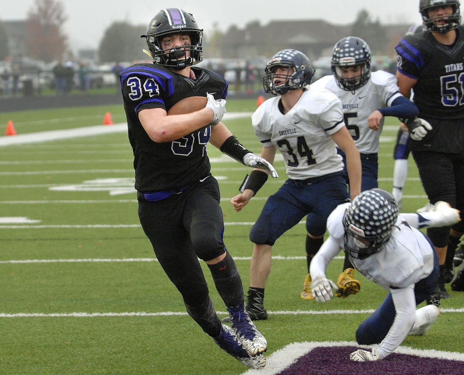 Photos: El Paso-Gridley breaks into Class 2A football quarterfinals