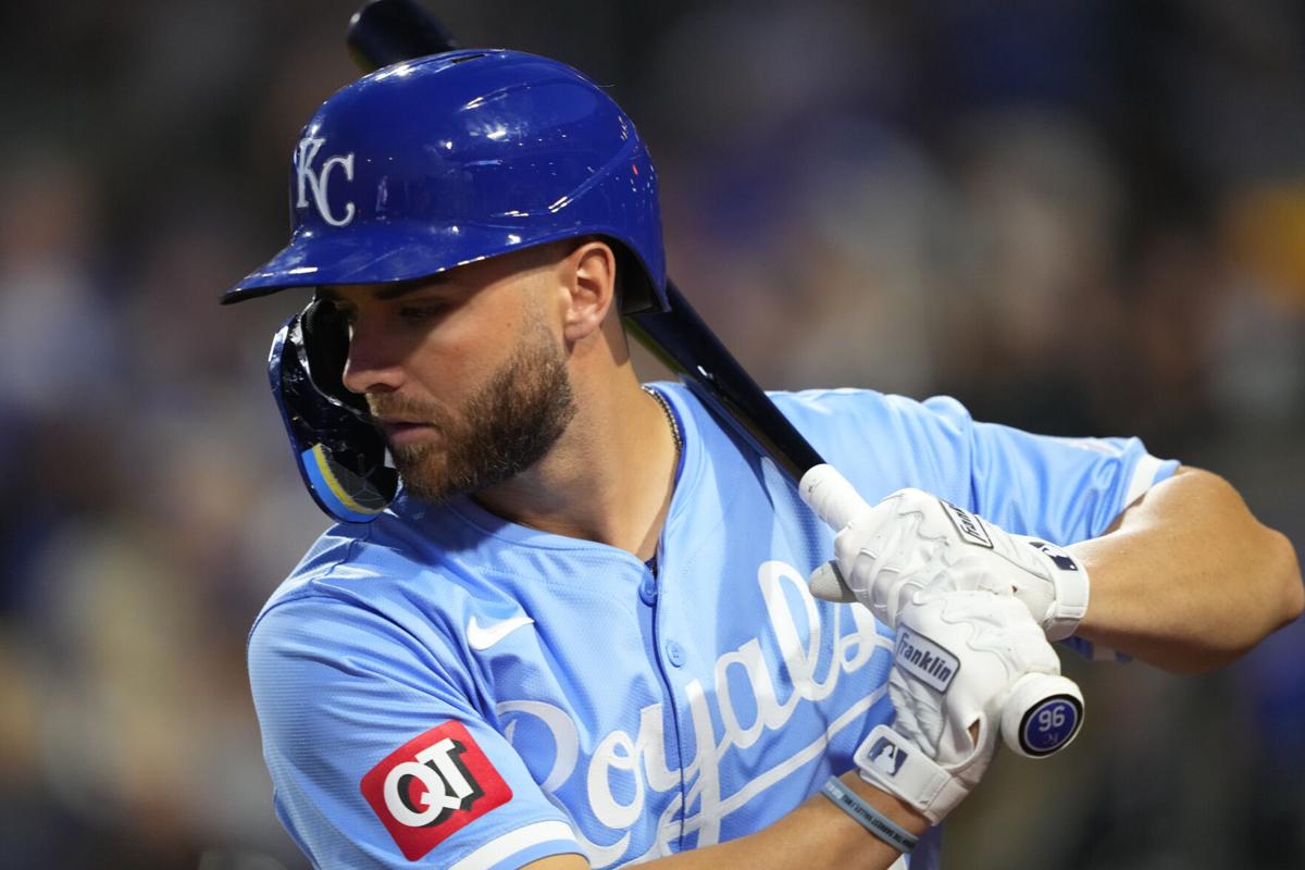 Fan traded ball Royals' Rave hit for 1st MLB HR for KC stuff