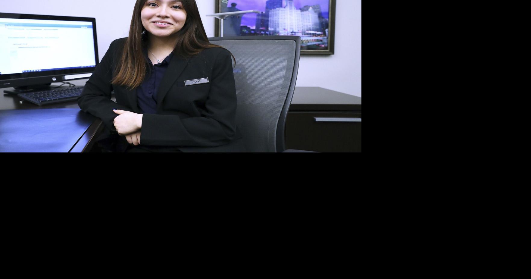 Chicago program hopes to interest youth in real estate as a career ...