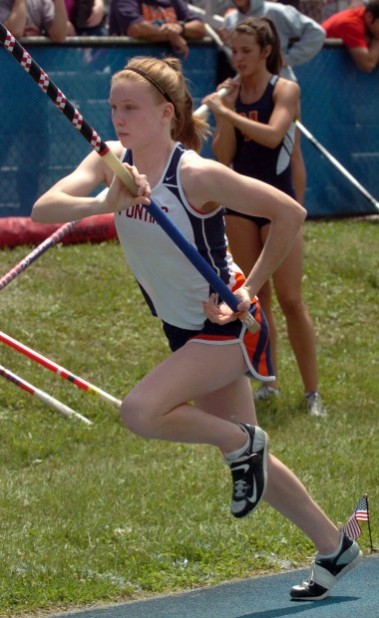 Pontiac's Grove atop national prep vault scene