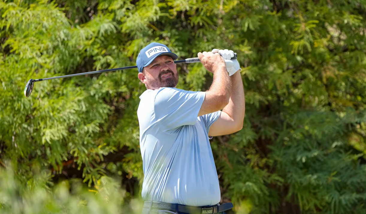 Brandon Holtz takes in tips from fellow B-N golfer on way to Mid ...