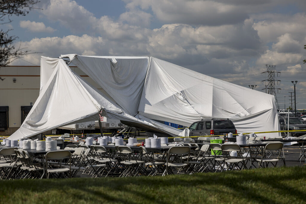 Suburban Chicago tent collapse injures at least 26, police say
