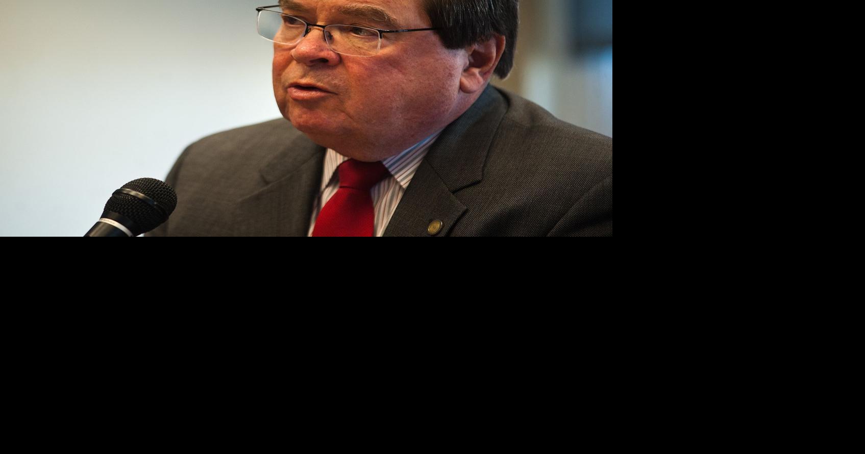 Larry Dietz to retire as Illinois State University president in June