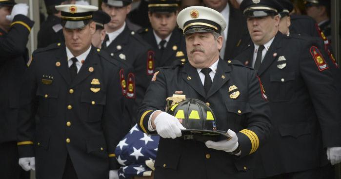 Photos: Normal firefighter Rob Aper services 01/29/2015